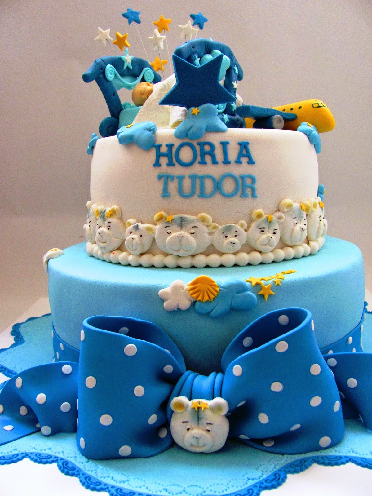 COMANDA TORT BUCURESTI: Tort de botez...