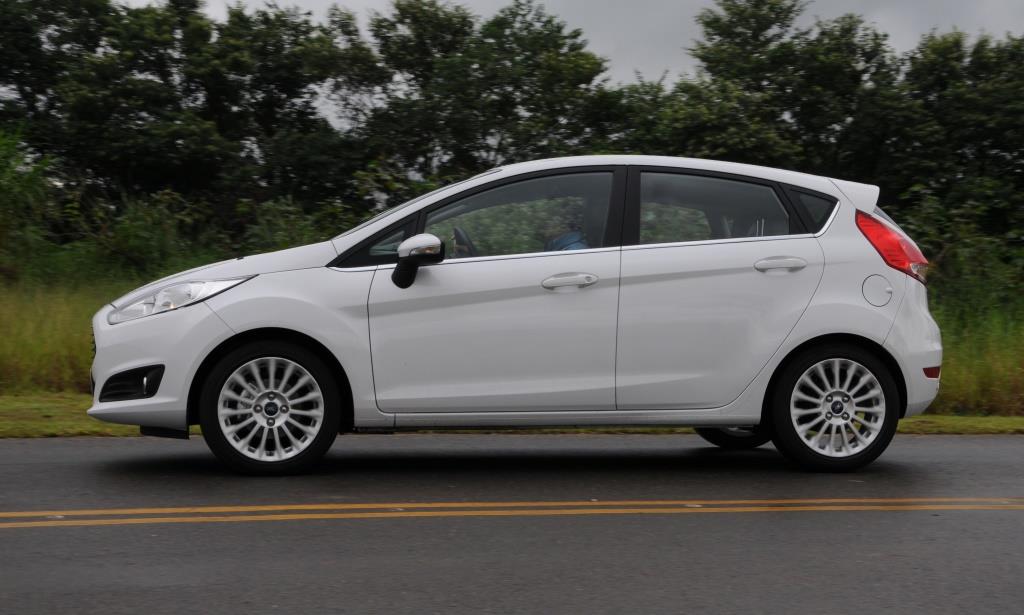 Lanzamiento: Ford Fiesta Kinetic 1.6 SE (Mercosur) : Autoblog Uruguay ...
