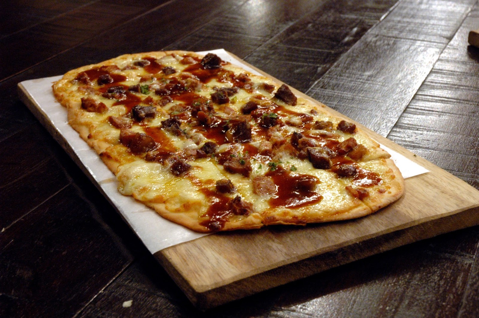 DUDE FOR FOOD: URBN Bar & Kitchen's New Bar Chow...And Desserts.