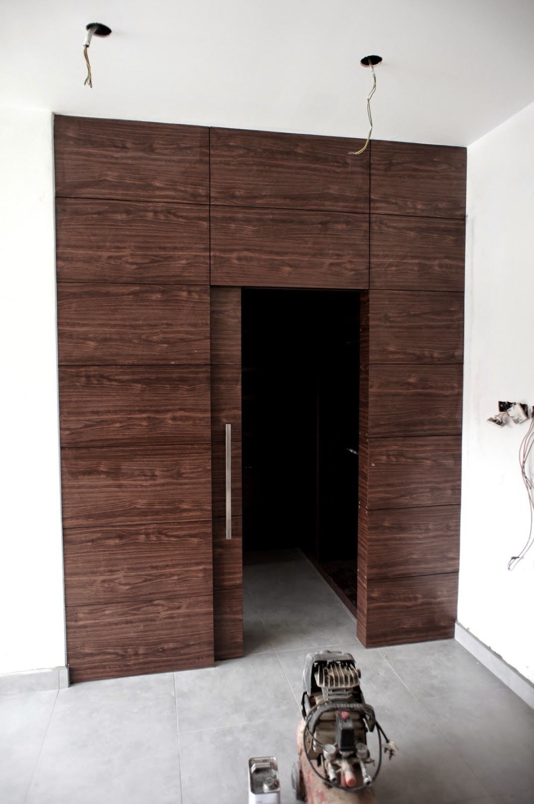 fukusu: Custom Made Wall Partition with Walk-in Wardrobe and Bed ...