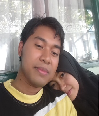 AKMAL BASHORI: Kau dan Aku, Satu