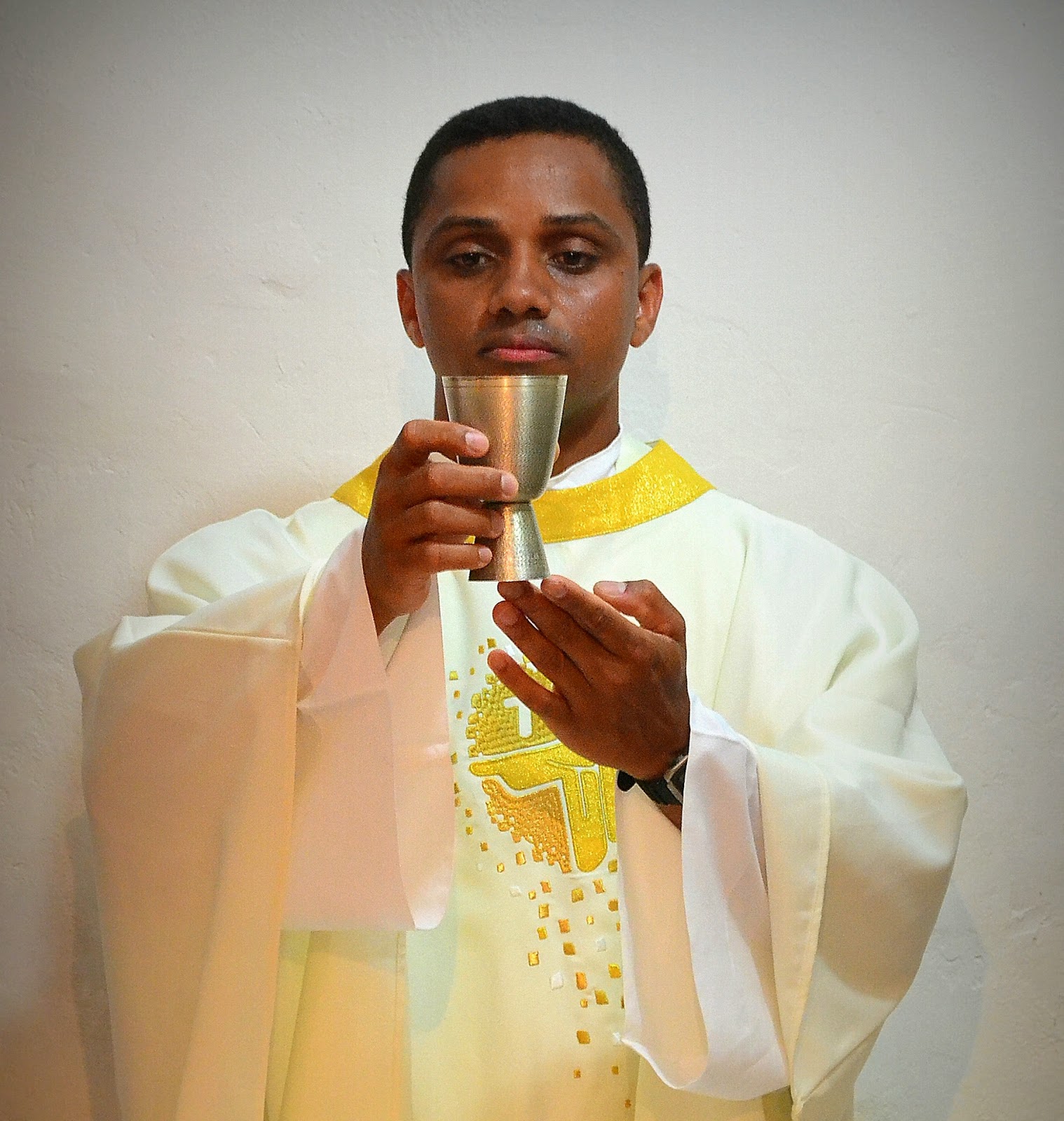 Seminário Menor São Tarcísio: SER SACERDOTE DE CRISTO