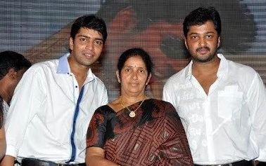 Allari Naresh Family Wife Biography Parents children's Marriage Photos