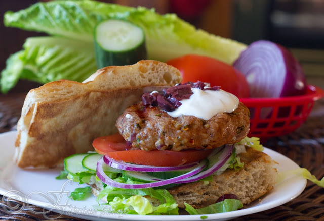 fabulous fridays: Moroccan chicken burger