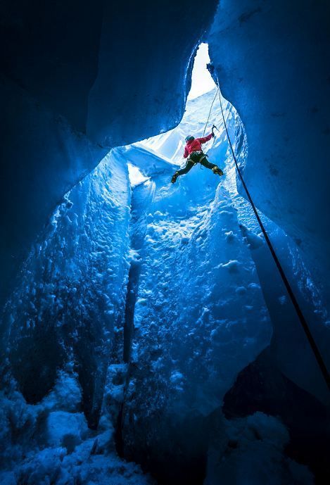 Beautiful World : I﻿ce Caves of the French Alps (9 photos)