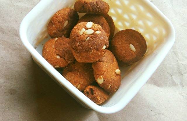 Eggless Sugarfree Cookies With Sorghum Jowar, Oats: Oatmeal Cookies ...