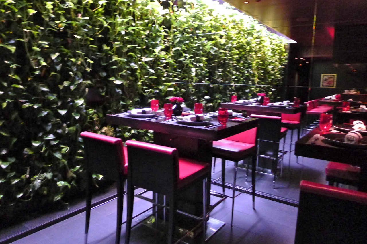 HUNGRY HOSS: L'Atelier de Joël Robuchon, London