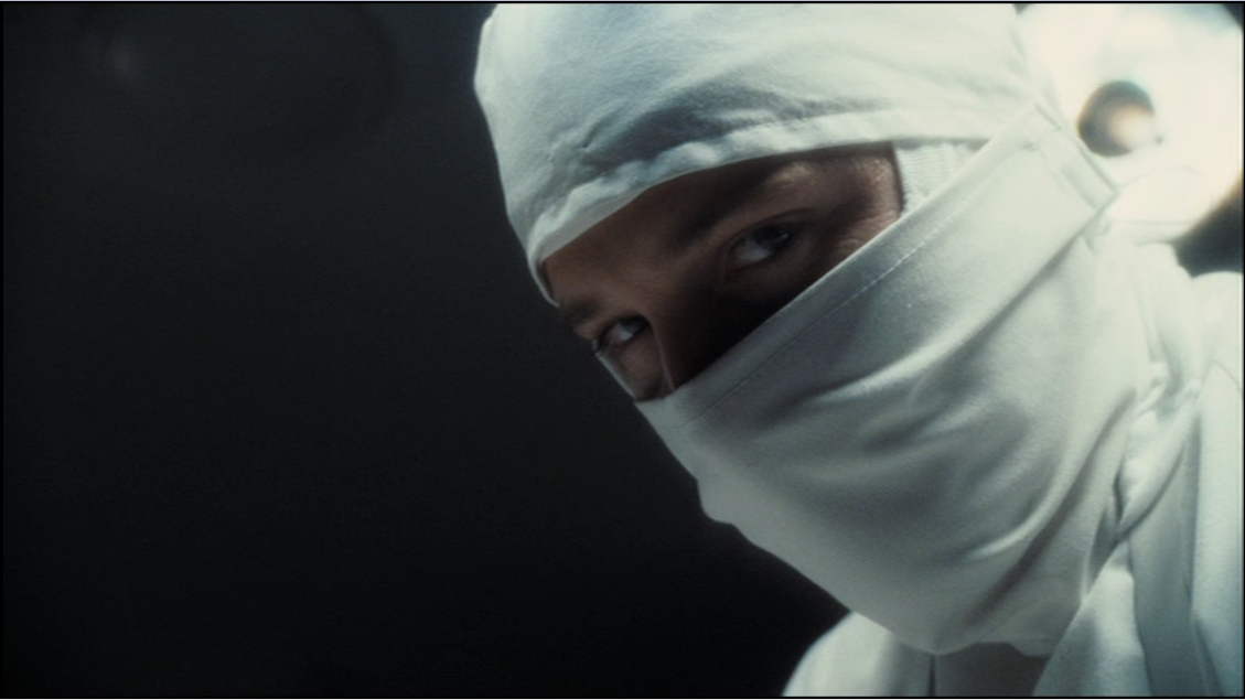 Rebnatdanclo Media Blog: 'Orphan' Opening Deconstruction