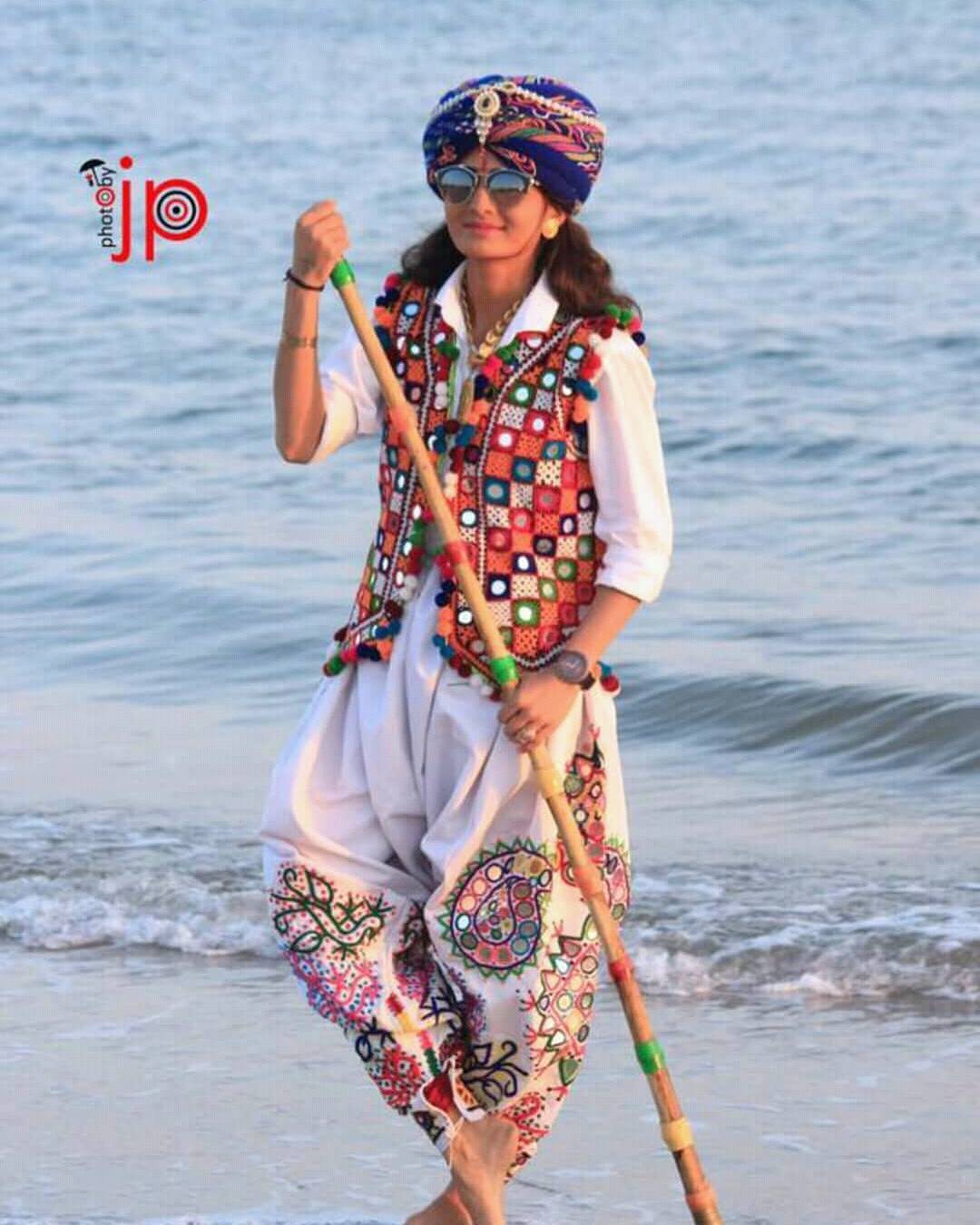 Geeta Rabari New Photos | HD Photos - HD Wallpaper