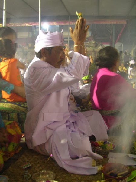 Siwaratri, Perjuangan Menjadi Manusia Terjaga - balisaja.com