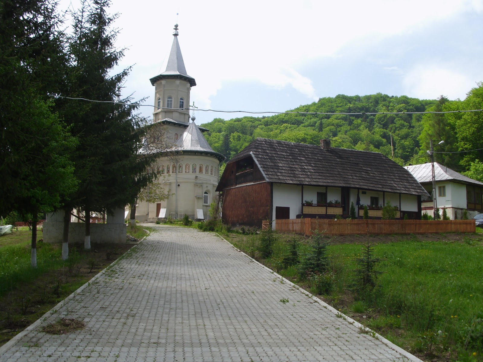 Taraba lui Cristinel - Diverse: In vizita la Manastirea Nechit
