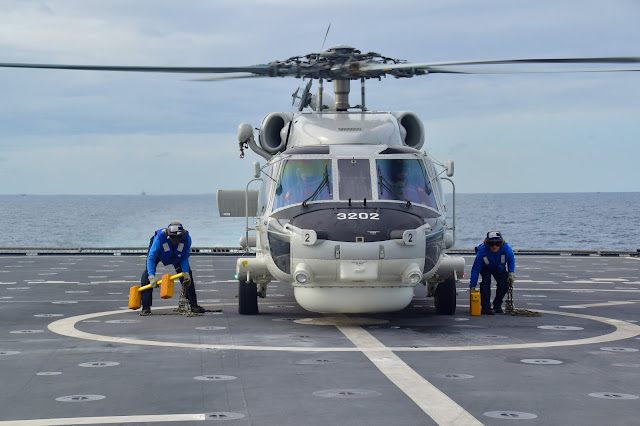 THAIDEFENSE-NEWS: Warships Of The Royal Thai Navy in Training Exercise