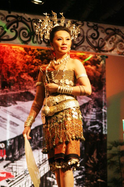 Awesome in Culture: TRADITIONAL / CULTURAL COSTUMES