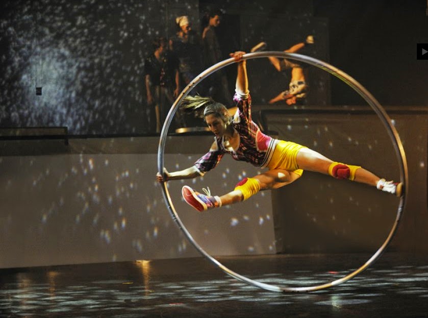 BK Publishing: Amazing Acrobatics