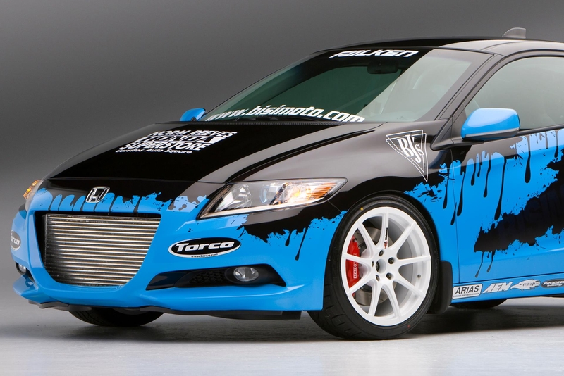 Oturgaçlı Götürgeçler: Honda CR-Z Bisimoto Engineering