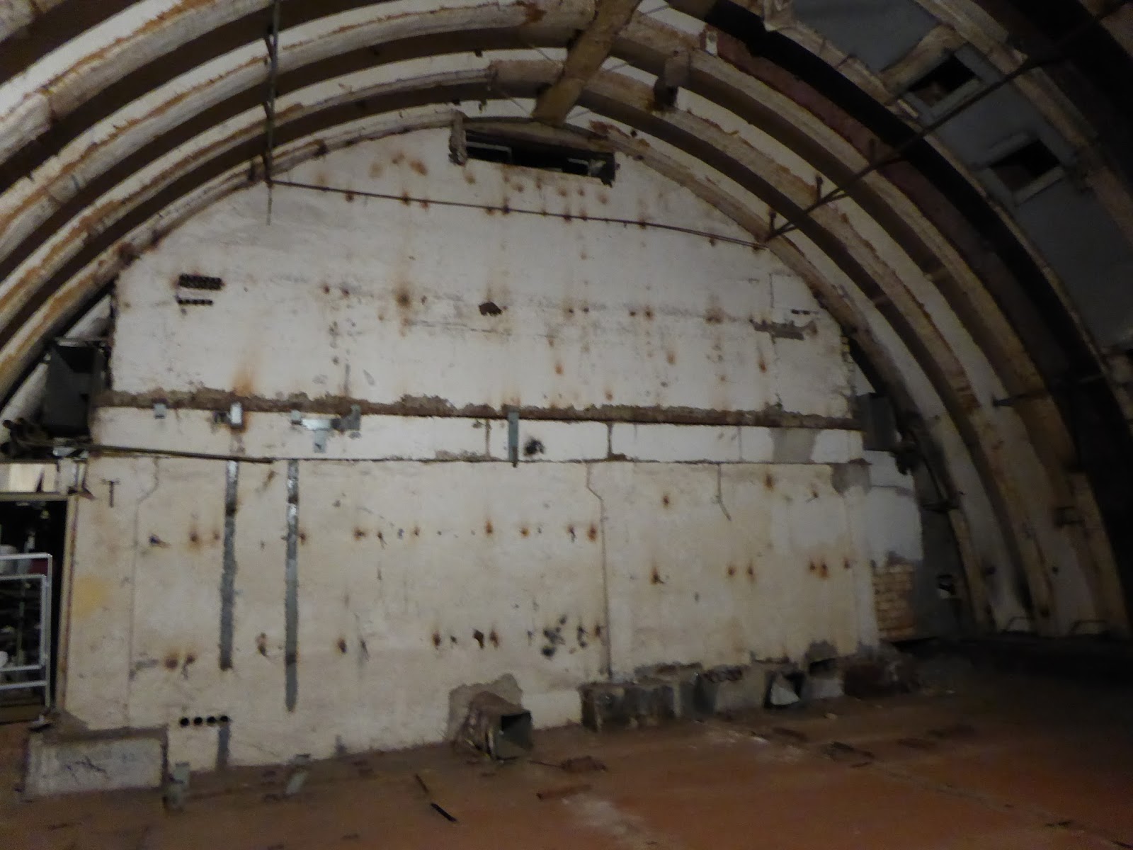 Walking the Battlefields: The Bunkers of Zossen (1936 - 2004)