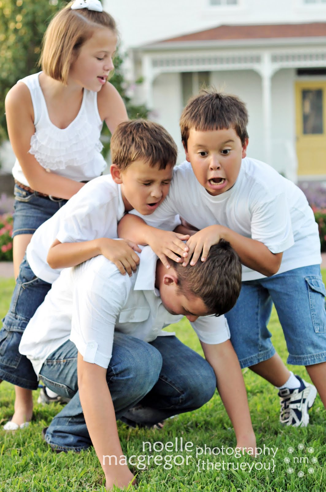 Noelle MacGregor Photography & Design: Extended Family - Silly Random ...