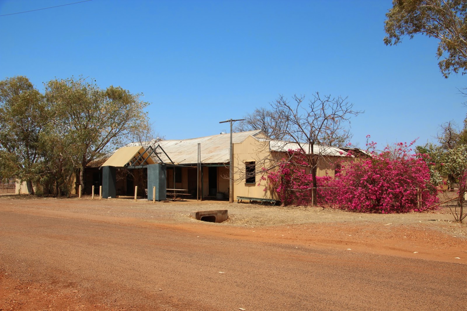 Kirb's Line: Kajabbi and Dobbyn.