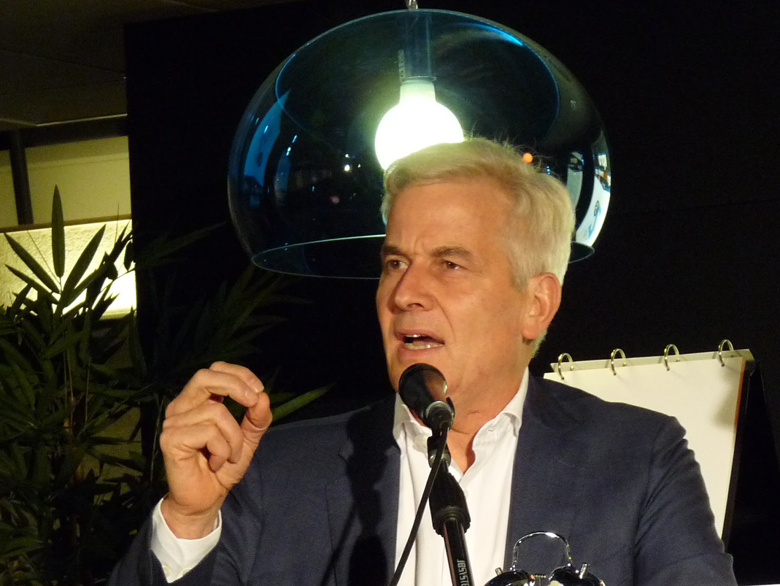 Studiebol: Material Matters, Thomas Rau, Sabine Oberhuber, 2016.