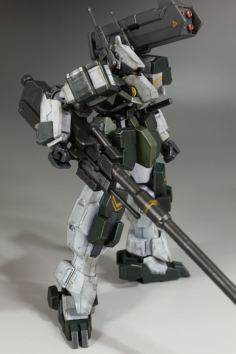 Custom Build: HG 1/144 Armored Graze Custom