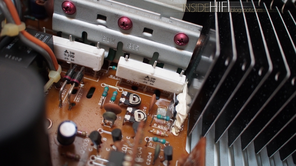 Inside Hi-Fi: Technics SU-Z65 (SU-Z65-EI)