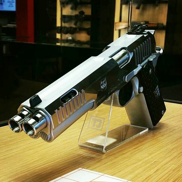 Arsenal 2011 Handgun