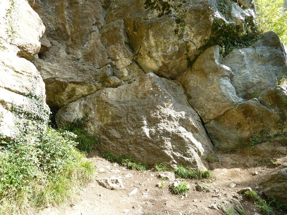The Faery Folklorist: Pixies Hole at Chudleigh Rocks, Devon