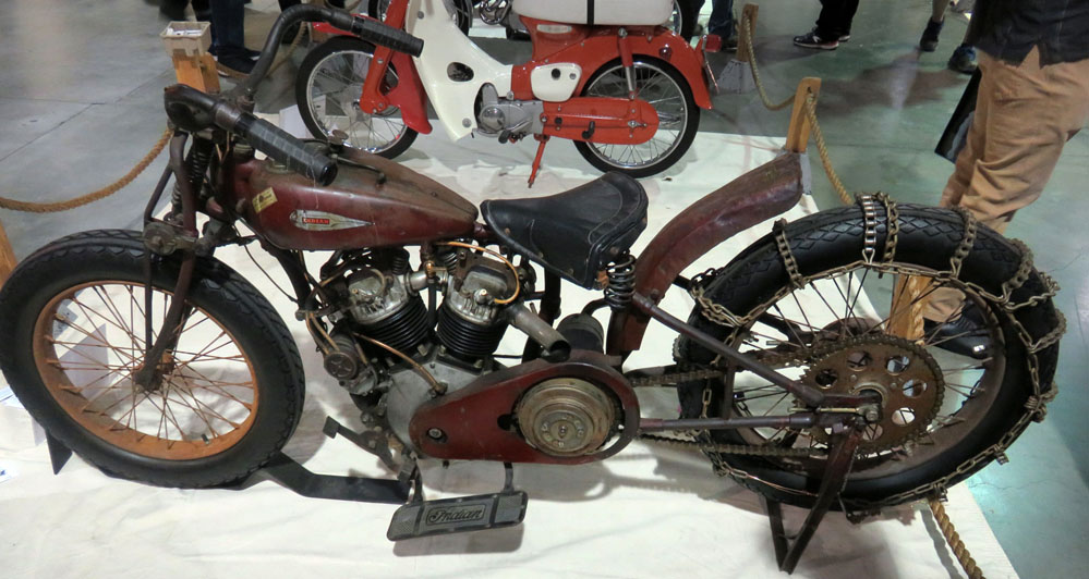 RoyalEnfields.com: Great motorcycles of the past offer a look back