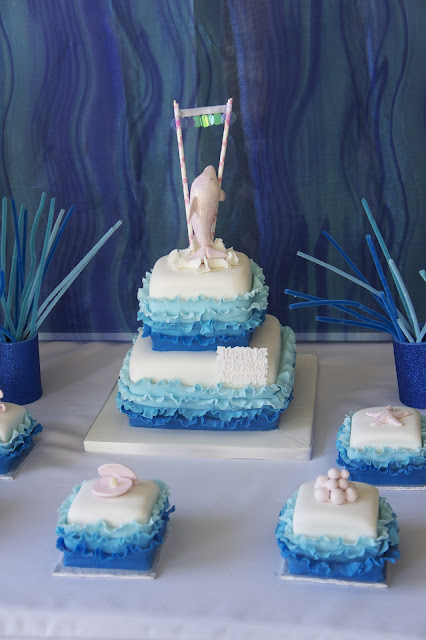 boubou: Pink dolphin party