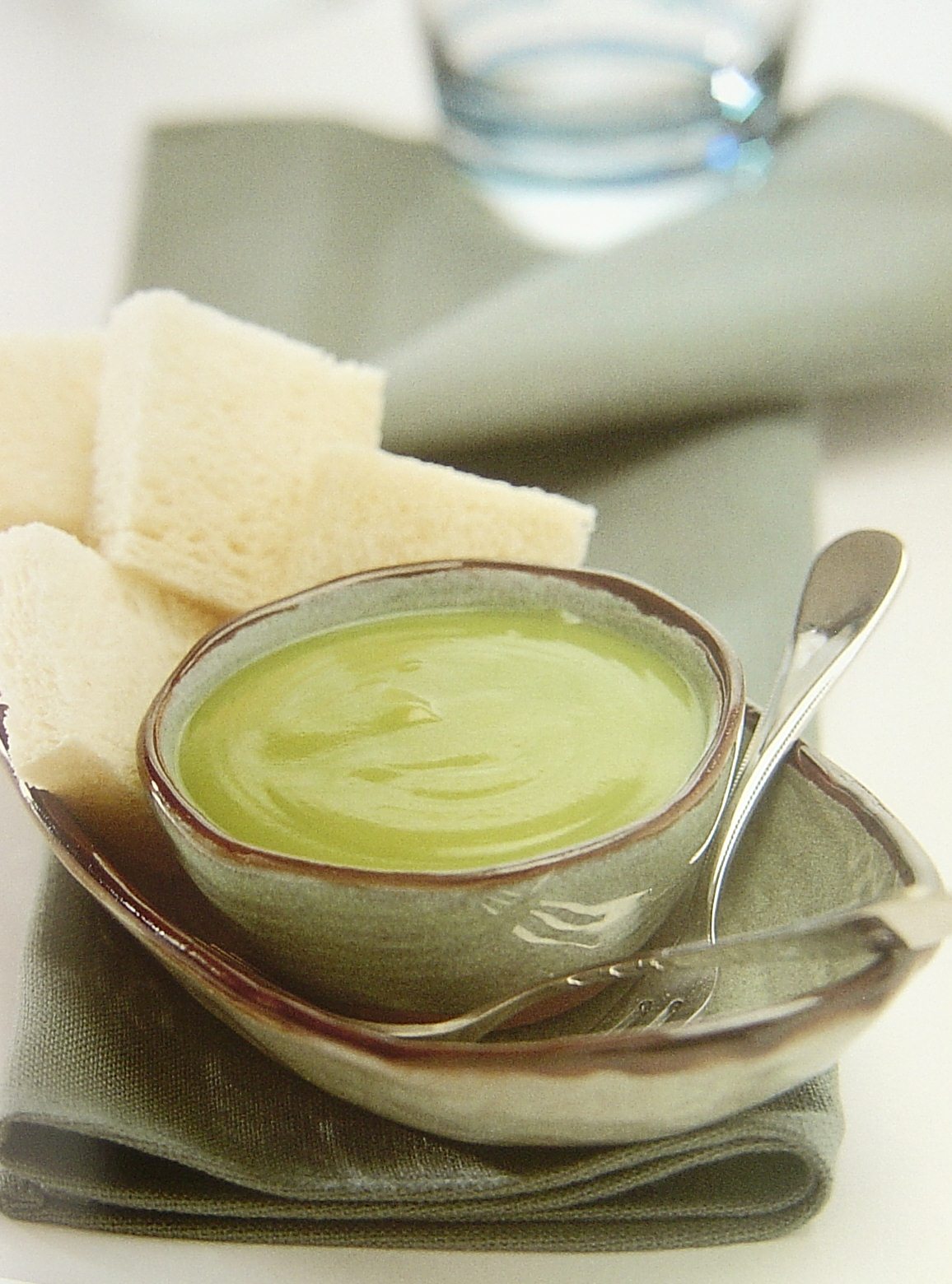 Thai Dessert Recipes: Pandan coconut custard or dipping sauce (khanom ...