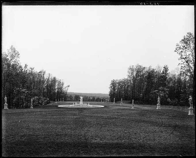 Old Long Island: 'Harbor Hill'