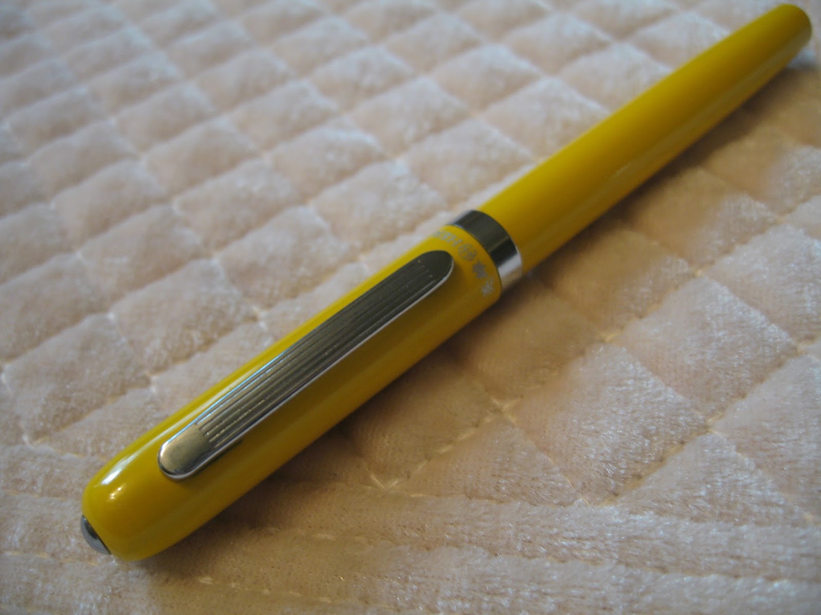 BLURT Blogger: Jinhao Baoer Lemi Hero Fountain Pen & Rollerball Review