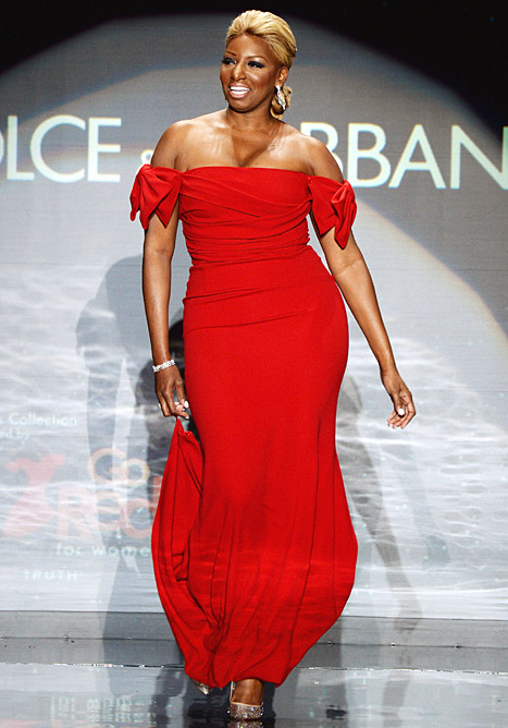 After "30 Days of No Alcohol" NeNe Leakes Shows Off Svelte Figure ...