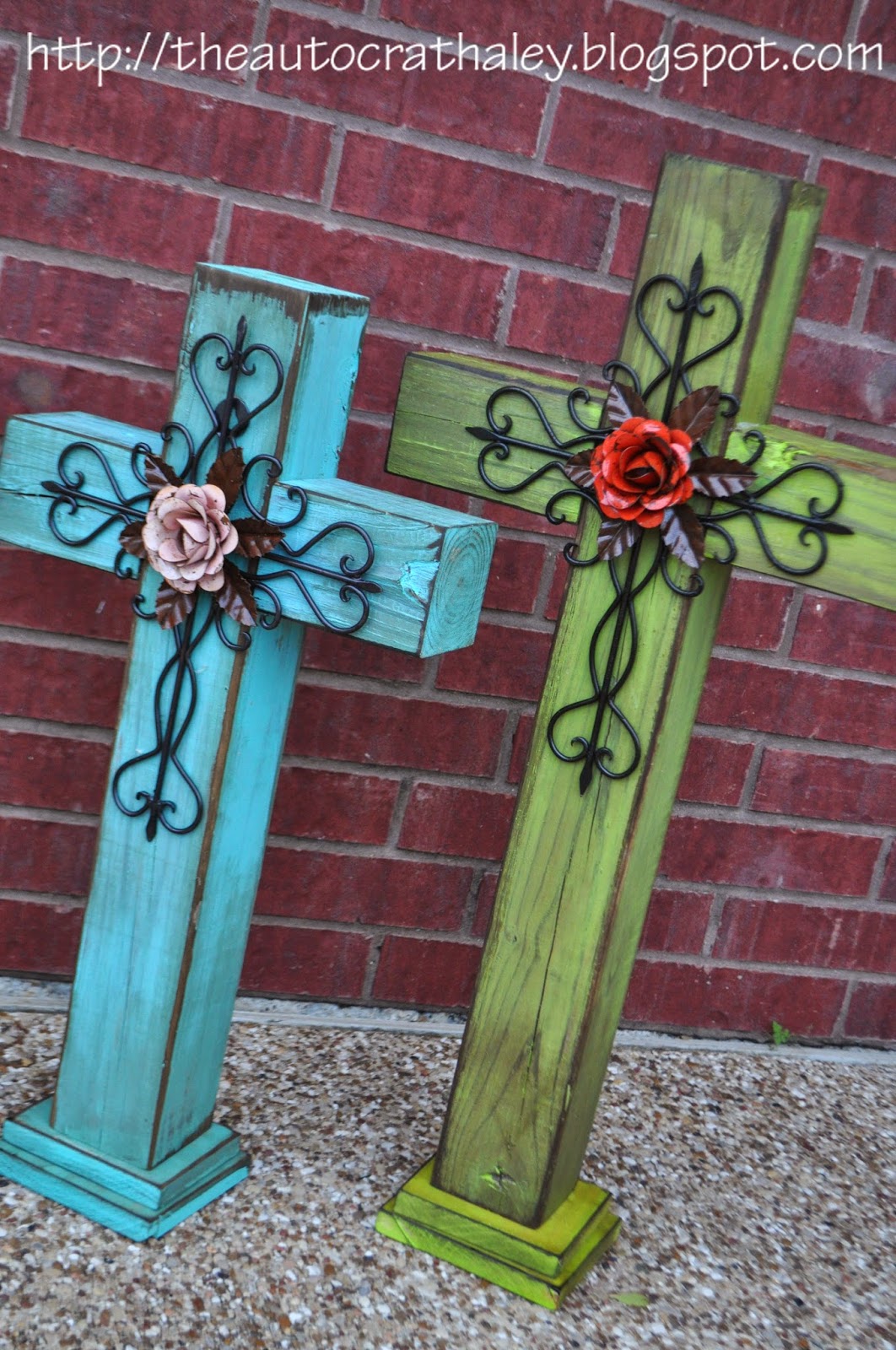 The Autocrat: DYI Rustic Crosses