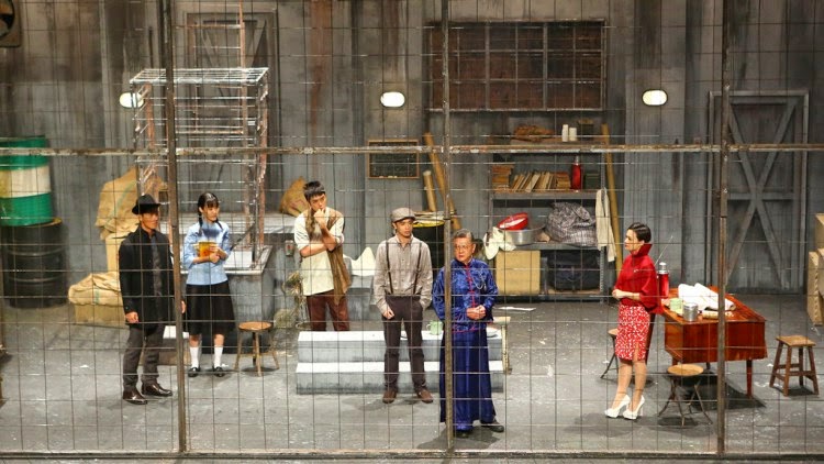 sarahjslee: The Cage | 懼場