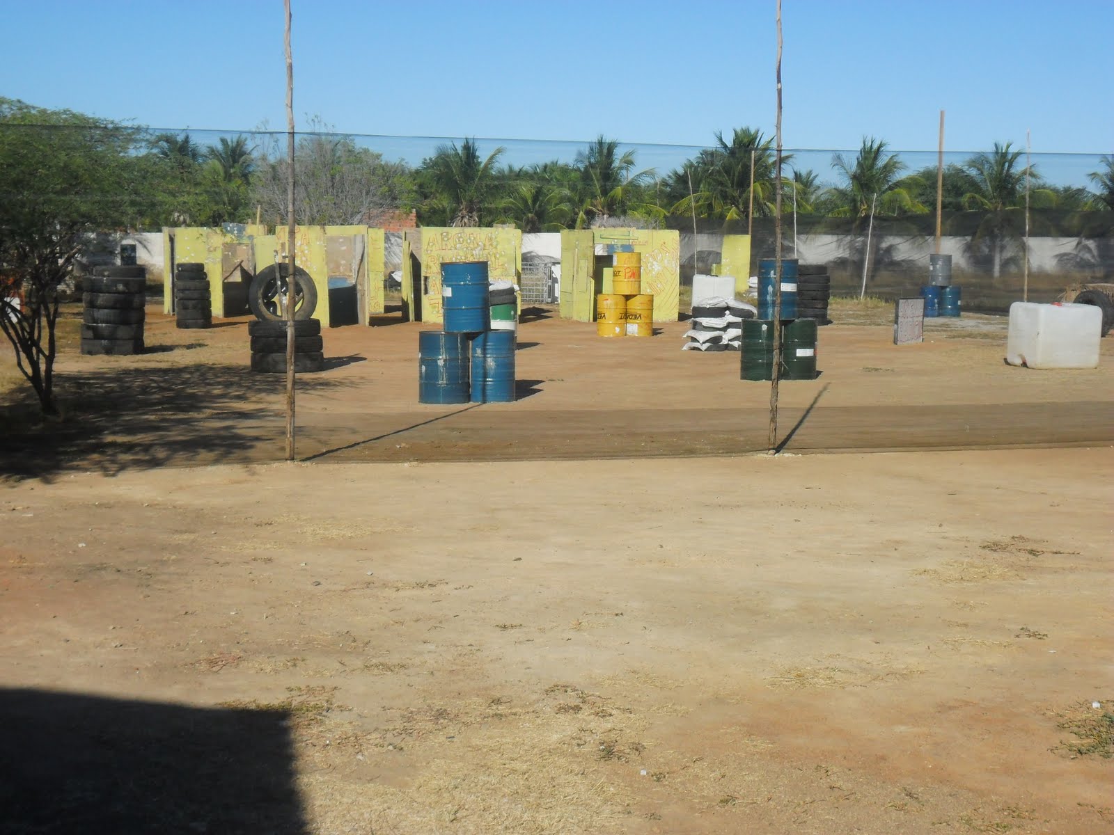 Arena Radical: Arena Radical – PAINTBALL – Adrenalina Total