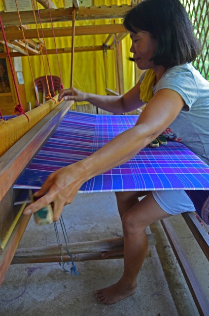 mybeautifulILOILO: Indigenous Fiber Fashion Fair: Meshing History ...