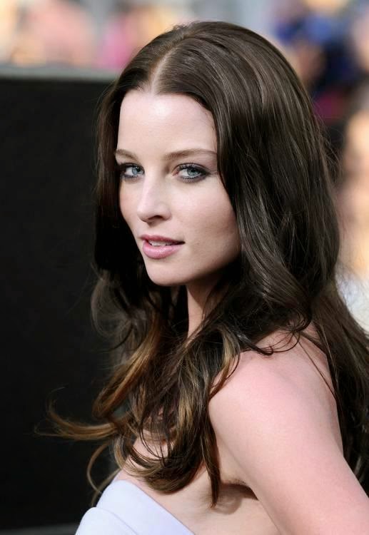 Super star life style photo gallary : Rachel Emily Nichols