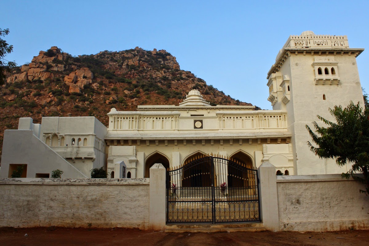 Journeys across Karnataka: Saluva Thimmarusu jail, Penukonda