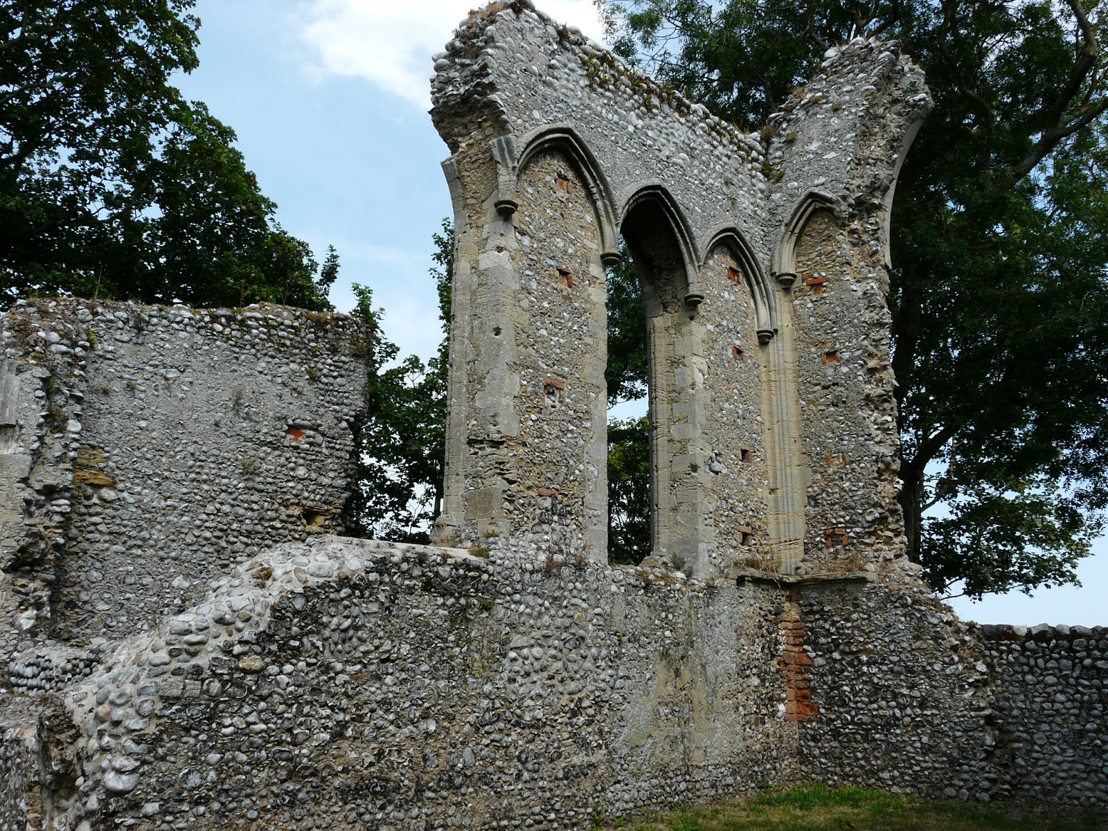 Cindy's Snaps: Beeston Bump, Beeston Priory and Sheringham....