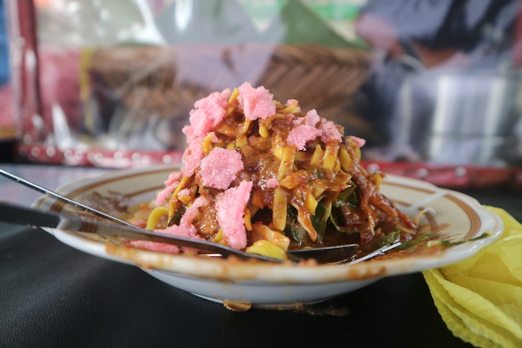 Nikmatnya Katupek Pical Kapau | Erfano