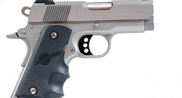 The Gun : Colt Defender.45