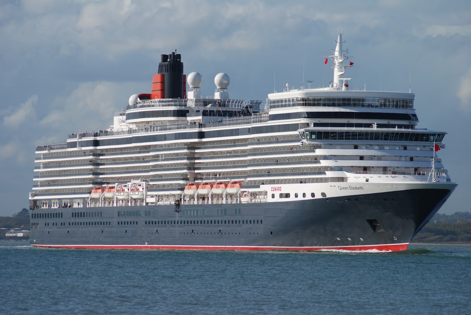 Nick's Hale Koa — Fit for a Queen…. Cunard Line’s majestic MS Queen...