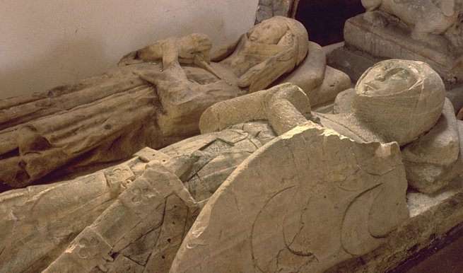 Dianne's Medieval Writing: What's With Medieval Tombs? Part 20: Owning ...
