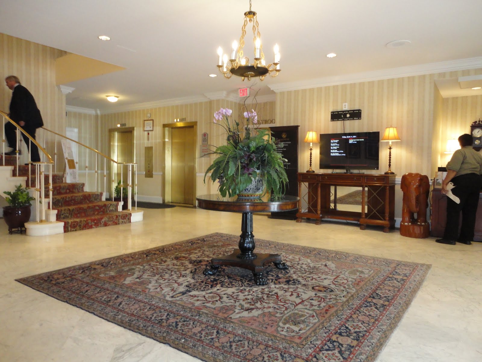 Front Page Wedding: Venue Visit: Capitol Hill Club