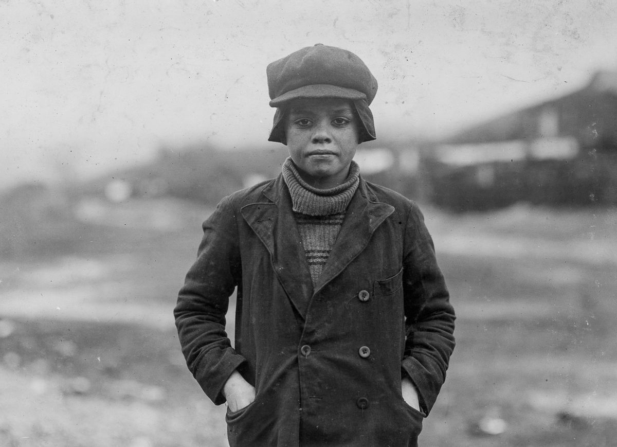 Child Labor in America – 25 Amazing Vintage Photographs That Show Boys ...