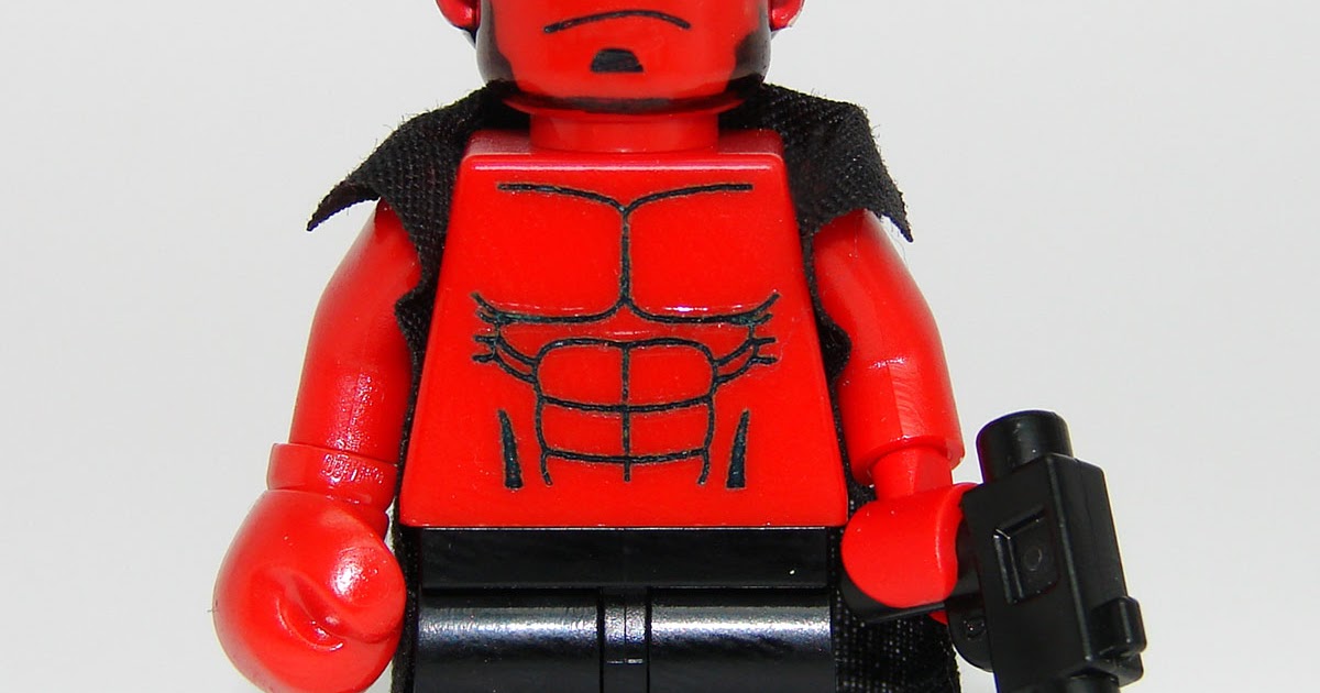 customBRICKS: Hellboy Minifigure