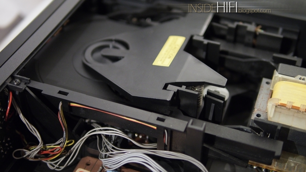 Inside Hi-Fi: Philips CD 150 (CD 150/00, CD 150/60)