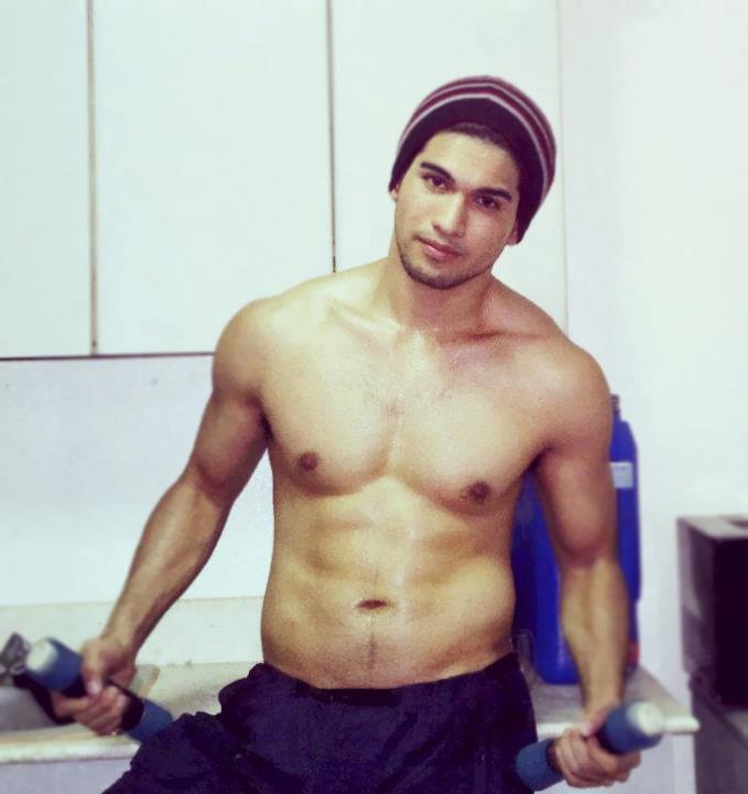 Miong21 @ Blogspot: Mike Mohan - Pinoy Model