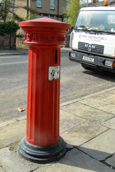 RAMBLES FROM MY CHAIR: Bits and pieces